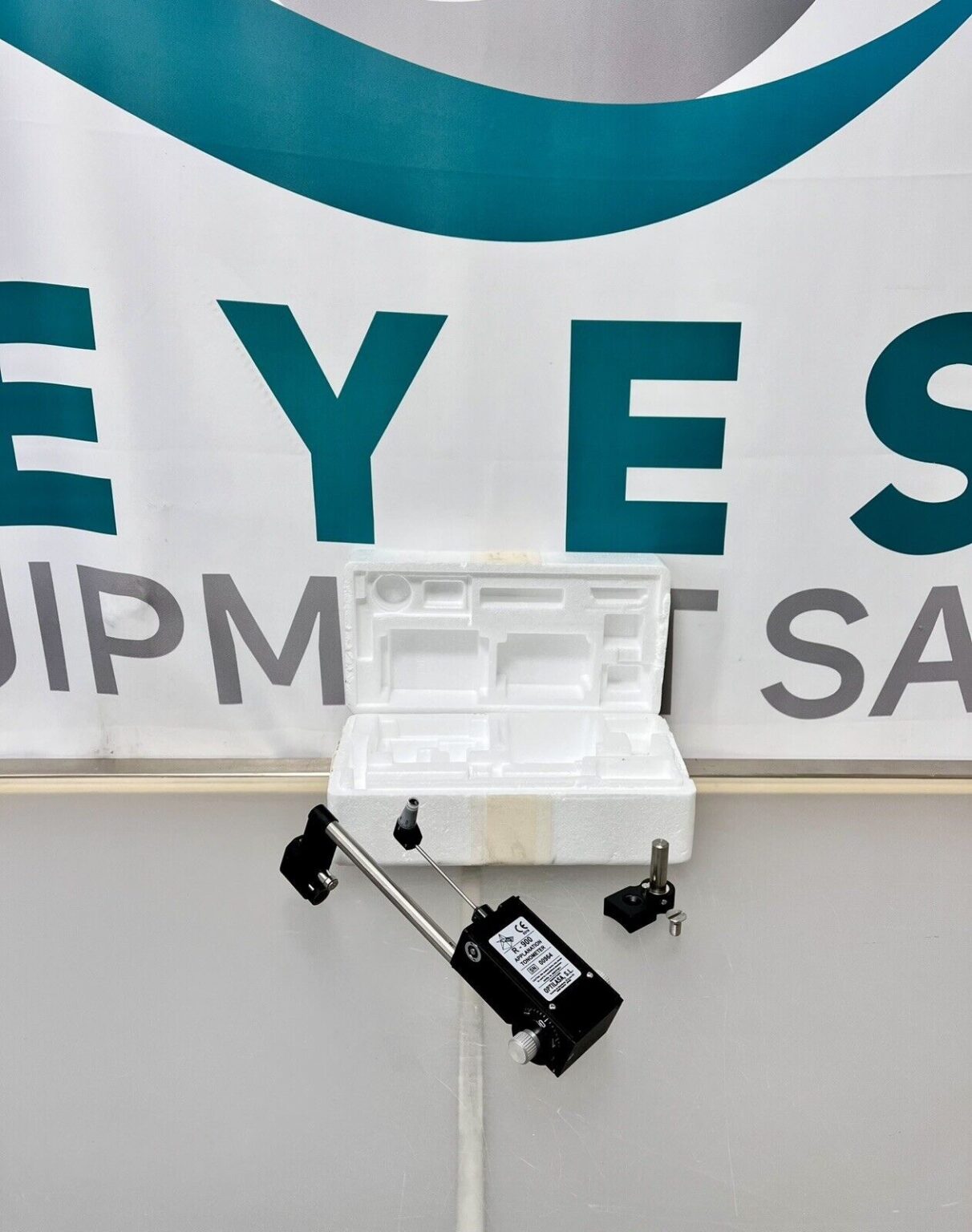 Optilasa R-900 Applanation Tonometer w/ Prism & Mount for Sale